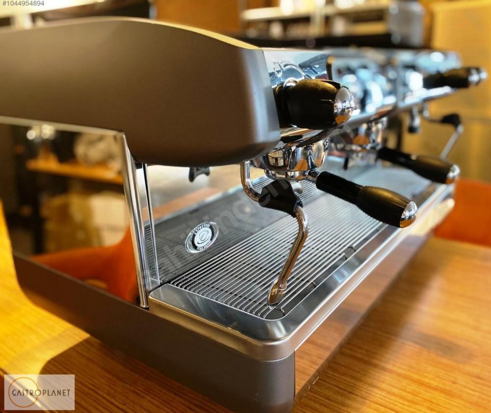 LA CİMBALİ M24 TE PREMIUM 2 GRUP YARI OTOMATİK ESPRESSO MAKİNESİ ...
