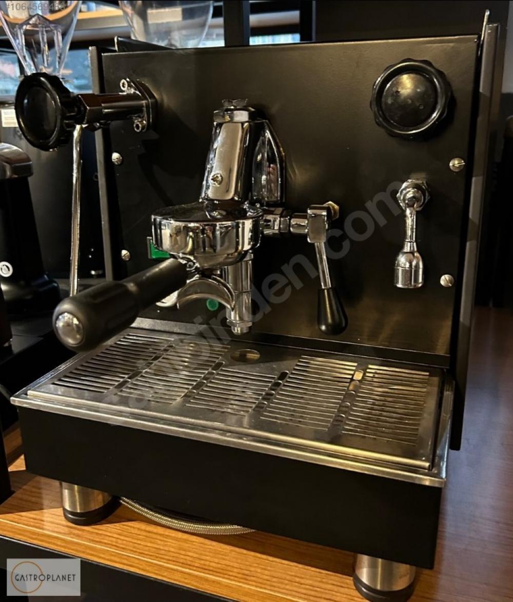 SAB VINNETTA LEVETTA TEK GRUPLU ESPRESSO MAKİNESİ - 32,500.00 TL + KDV